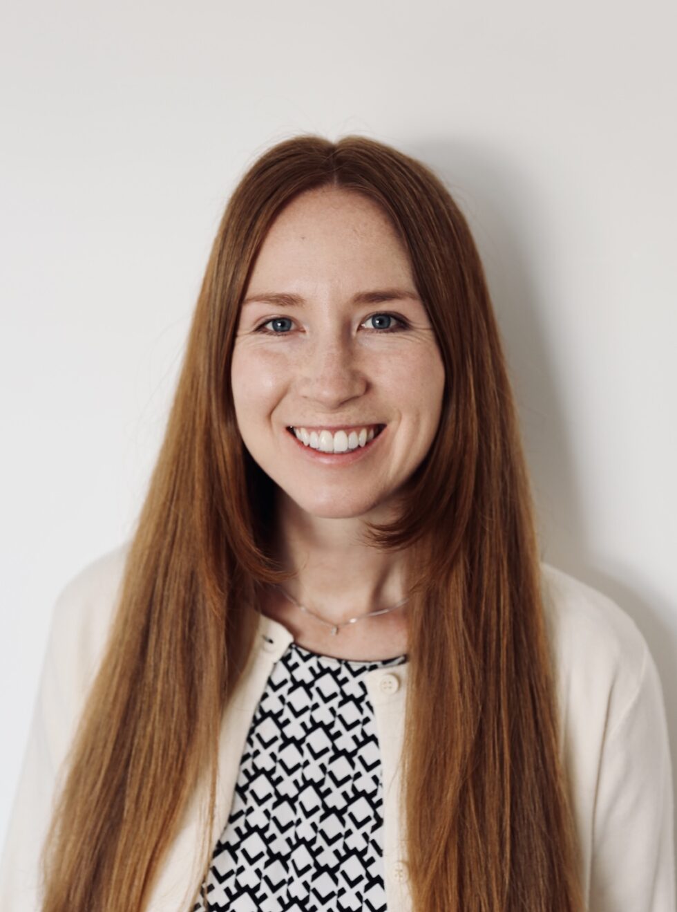 Dr Chloe Marshall - Select Psychology